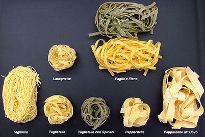 How much egg does pasta have?