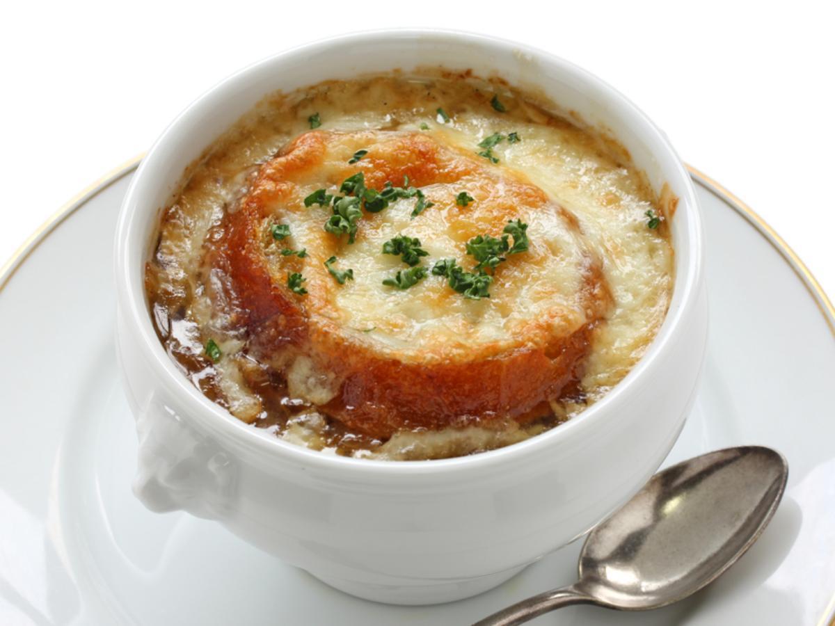 How much potassium is in a bowl of French onion soup?