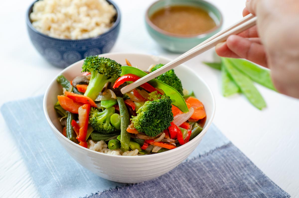 How much protein is in vegetable stir-fry?