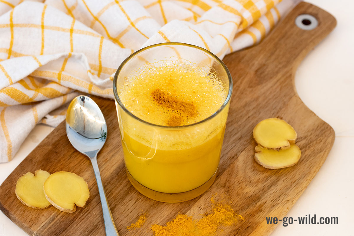 How much turmeric do you put in orange juice?
