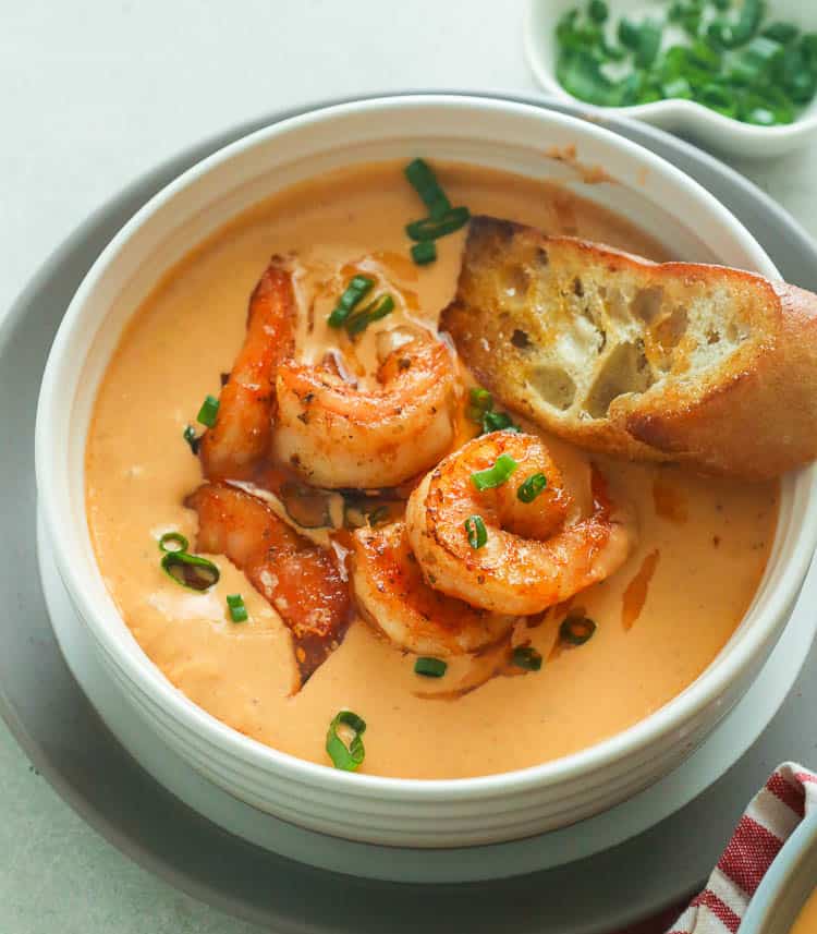 How to cook bisque with shrimp?