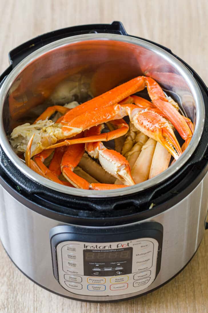 How to cook crab legs in steamer?