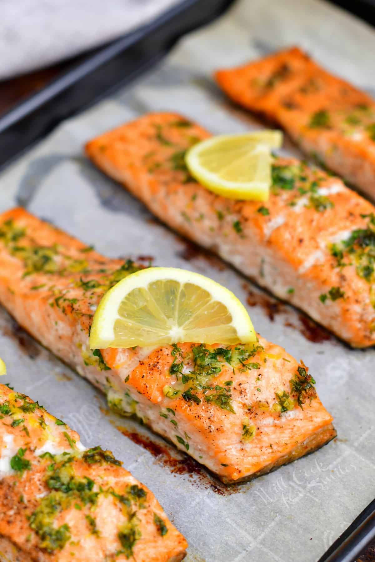 Is baked salmon healthy?