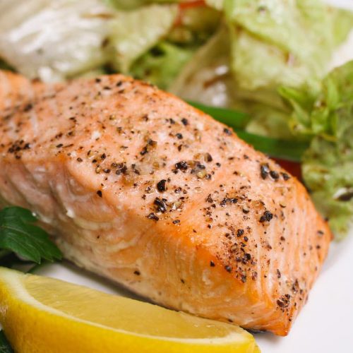 Is it better to bake salmon at 350 or 400?