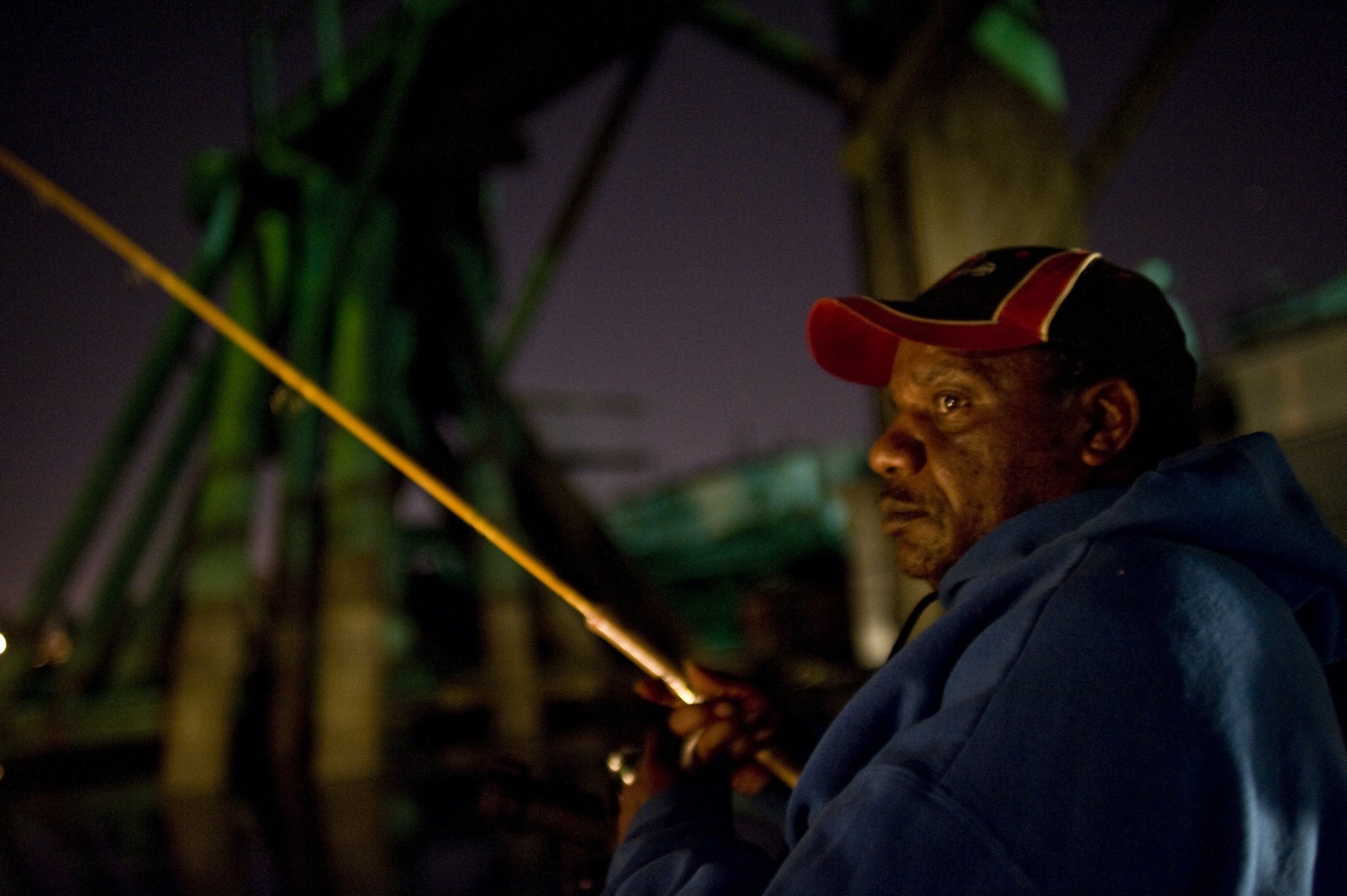 Is it legal to fish at night in Oregon?