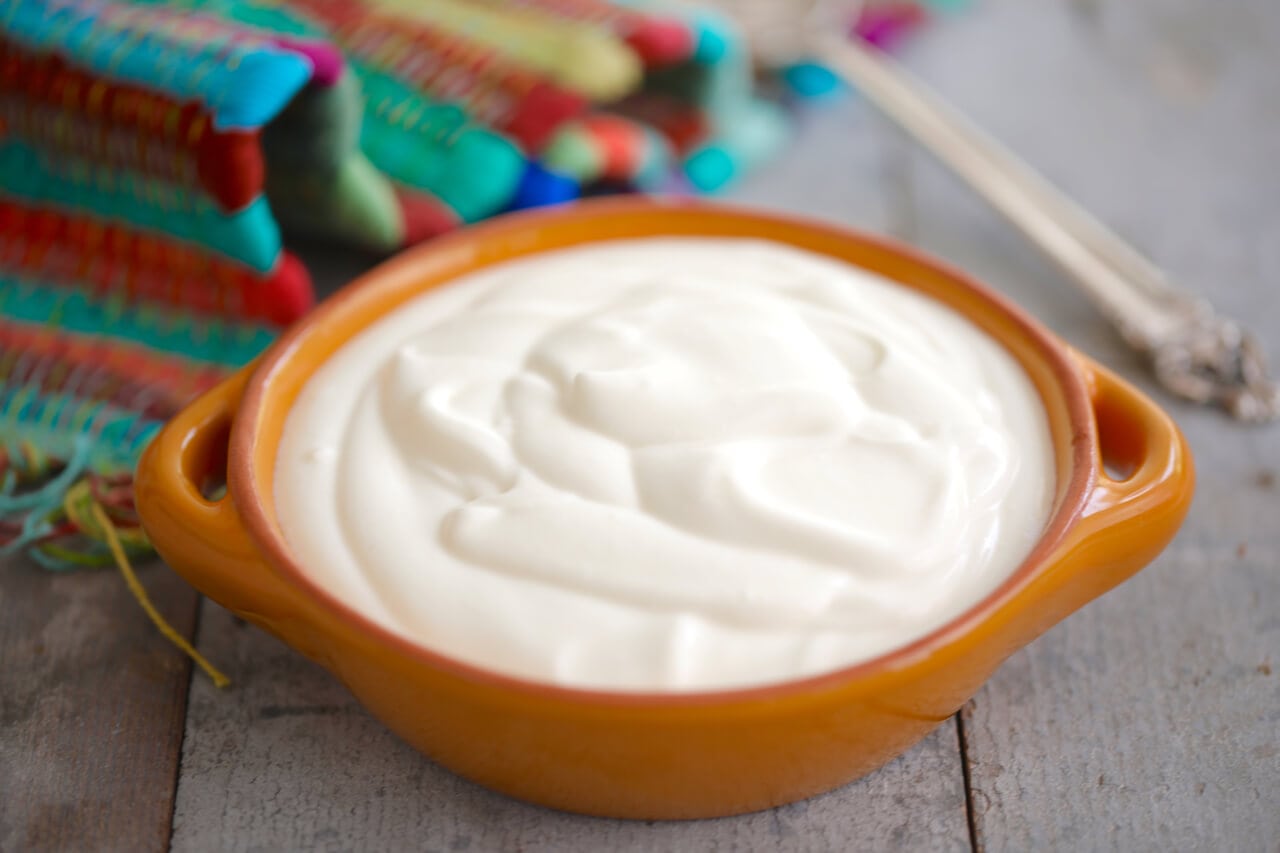 Is it safe to make your own sour cream?