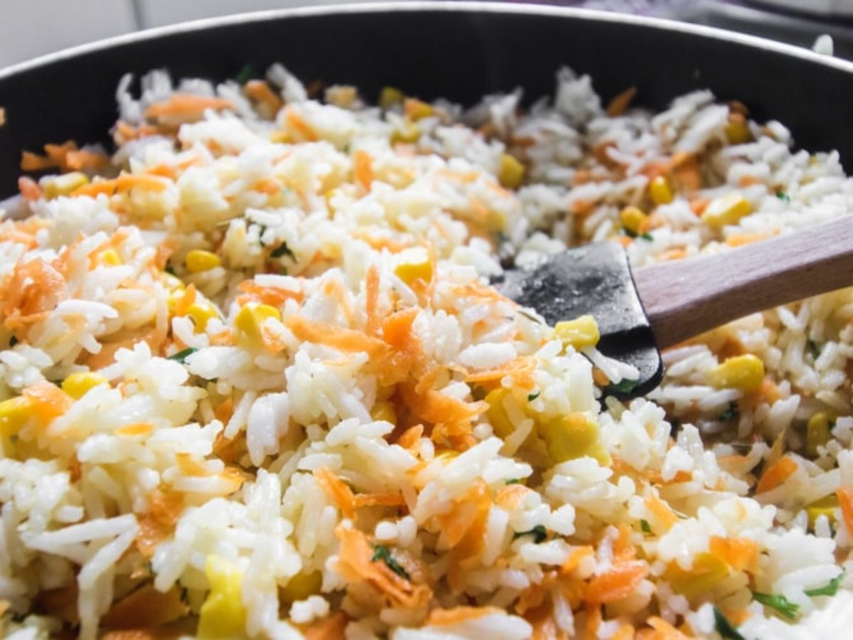 Is it safe to reheat shrimp fried rice?