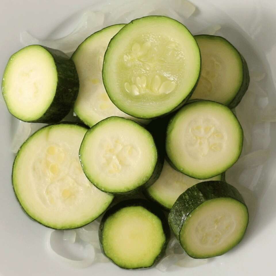 Is steamed zucchini good for you?