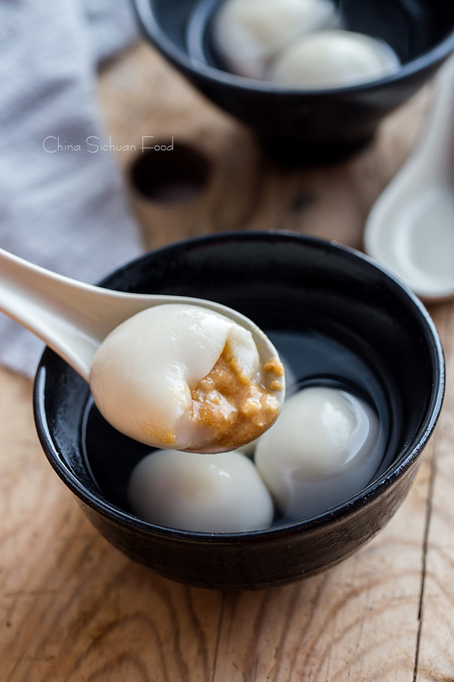 Is tangyuan a dumpling?