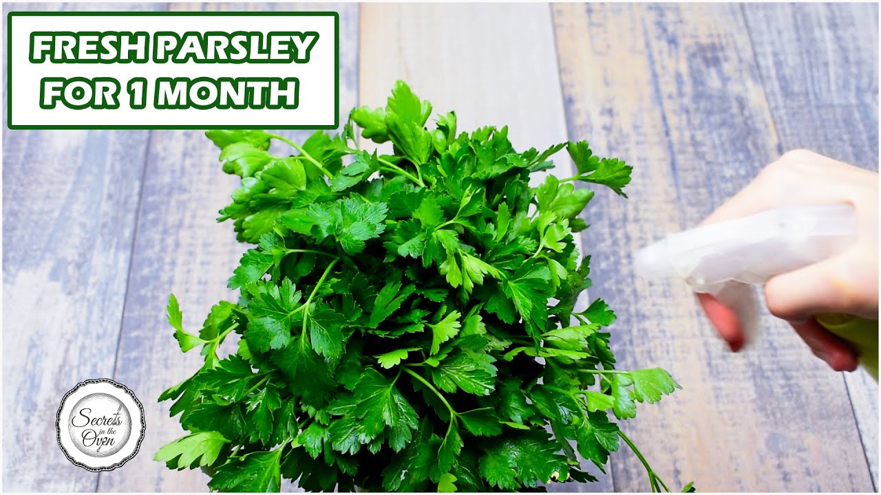 Should chopped parsley be refrigerated?