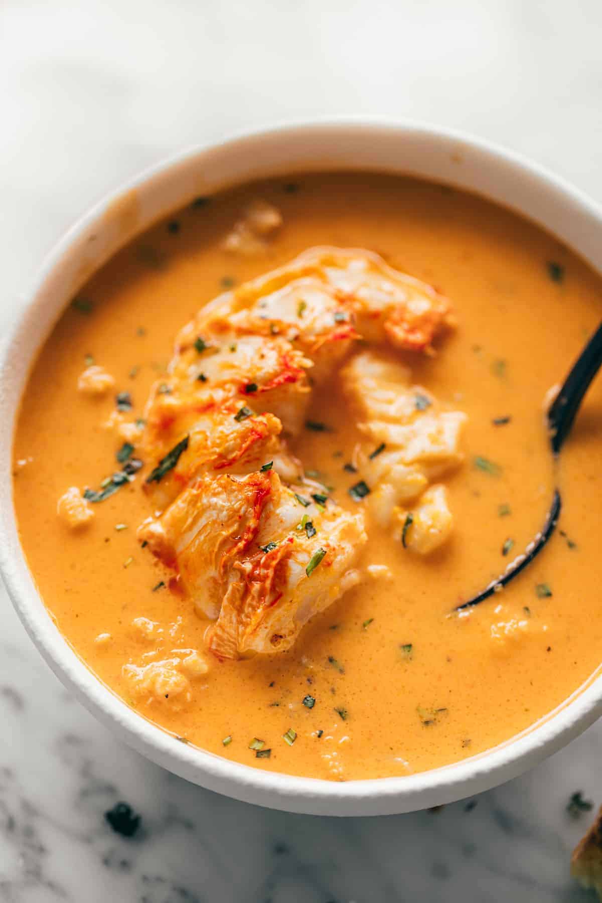 What alcohol is in lobster bisque?