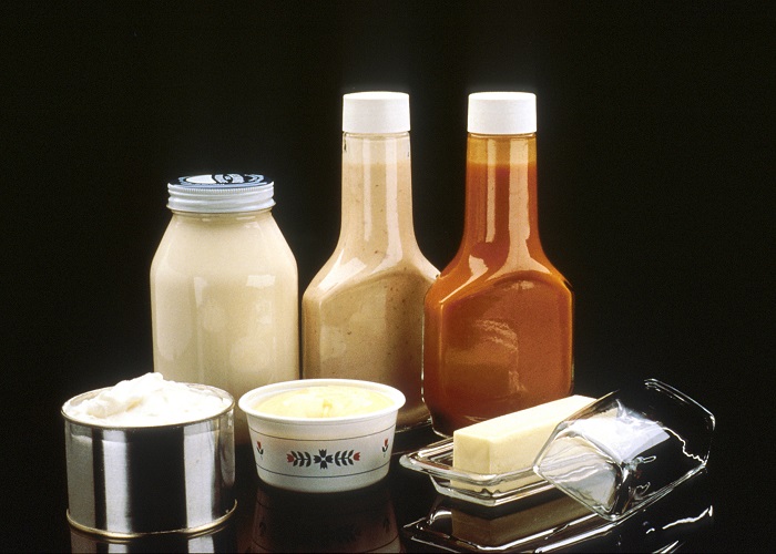 What are three added thickeners commonly used to prepare sauces?
