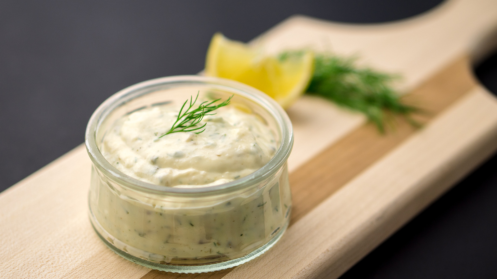 What does tartar sauce taste like?