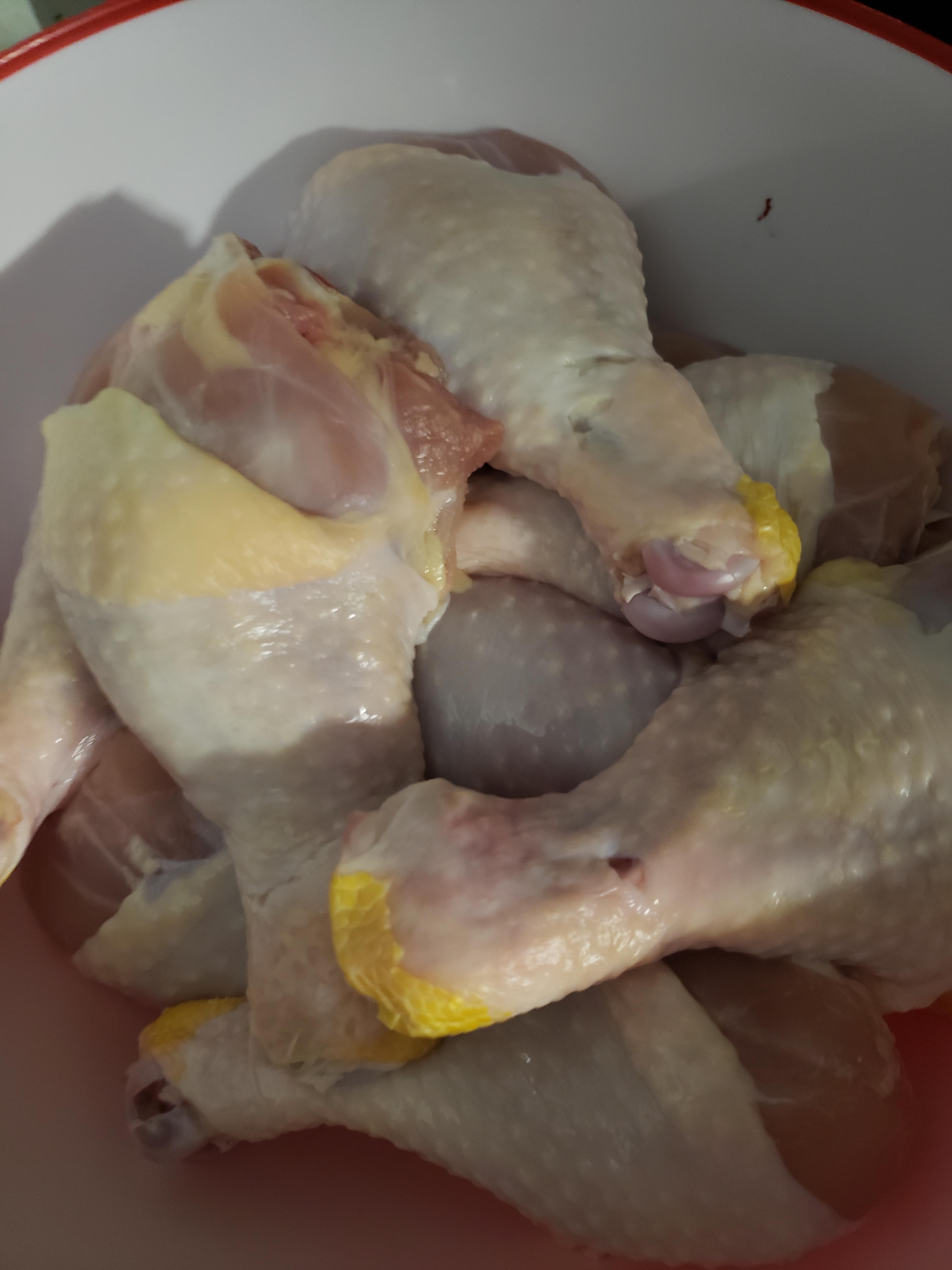 What happens if you eat 5 day old chicken?