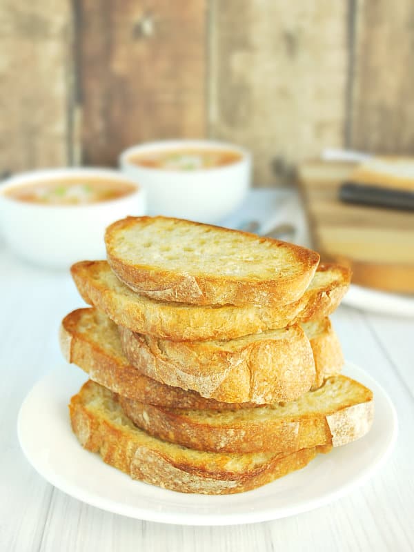 What is the best bread to eat with soup?