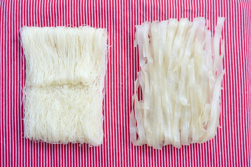 What is the difference between noodles and rice noodles?