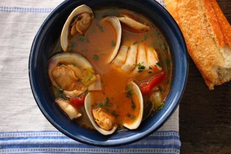 Which soup is made from fish and seafood?