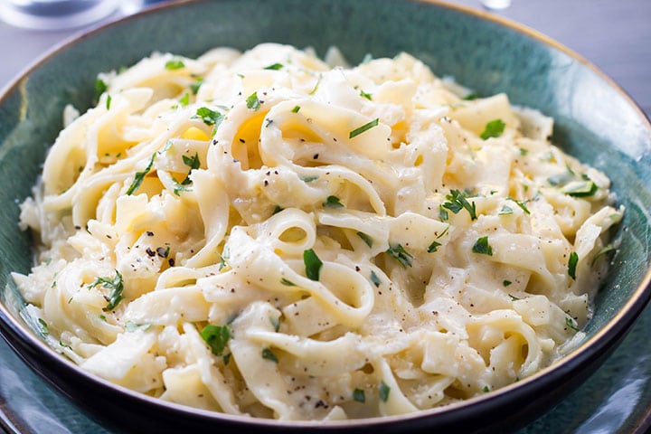 Why is fettuccine Alfredo unhealthy?